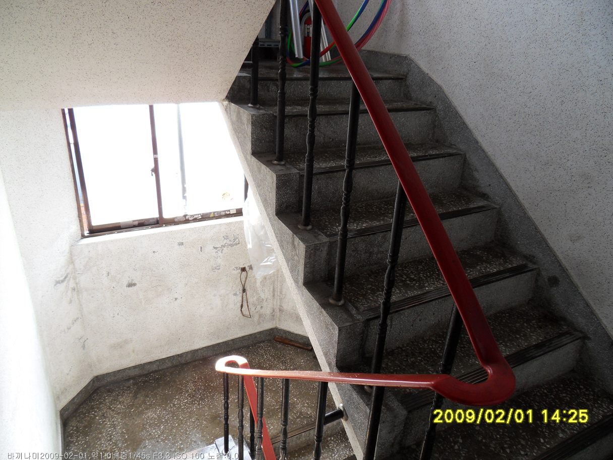 [Wb500] 잠깐 야외촬영-10배줌놀이 막샷(__)-10장(스크롤압박주의;) - 삼성 Talk