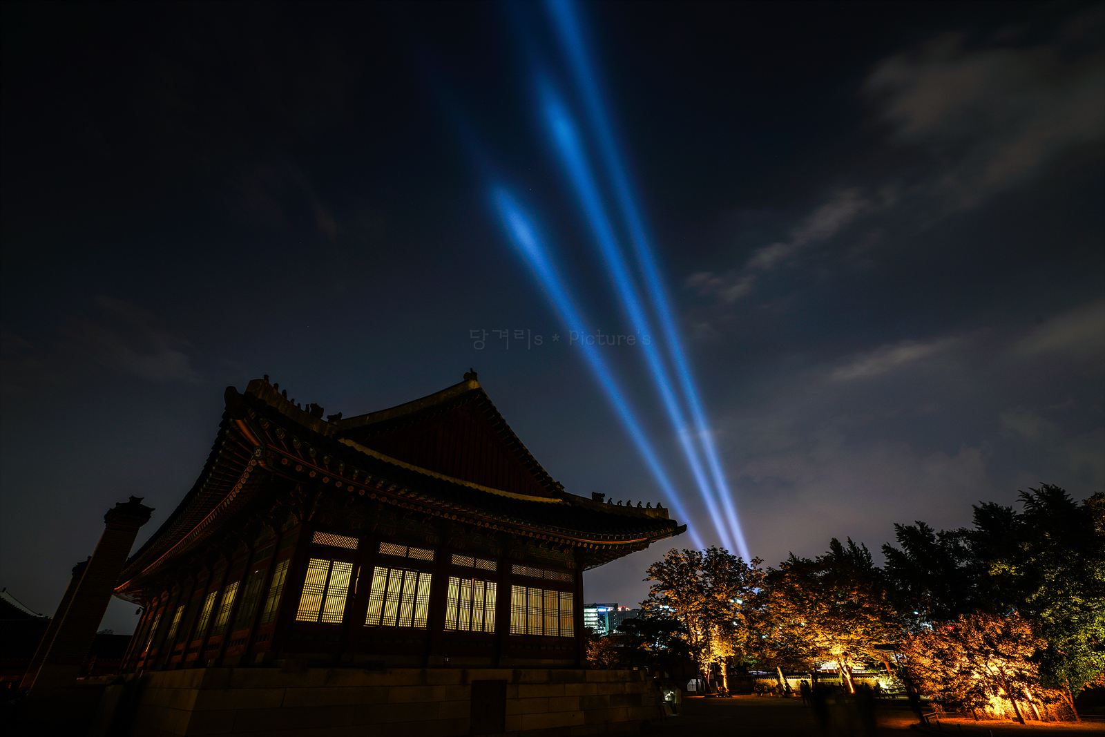 [A7R2 + SEL1635z] 2015년 여름 경복궁 야간개방 - 소니 Talk