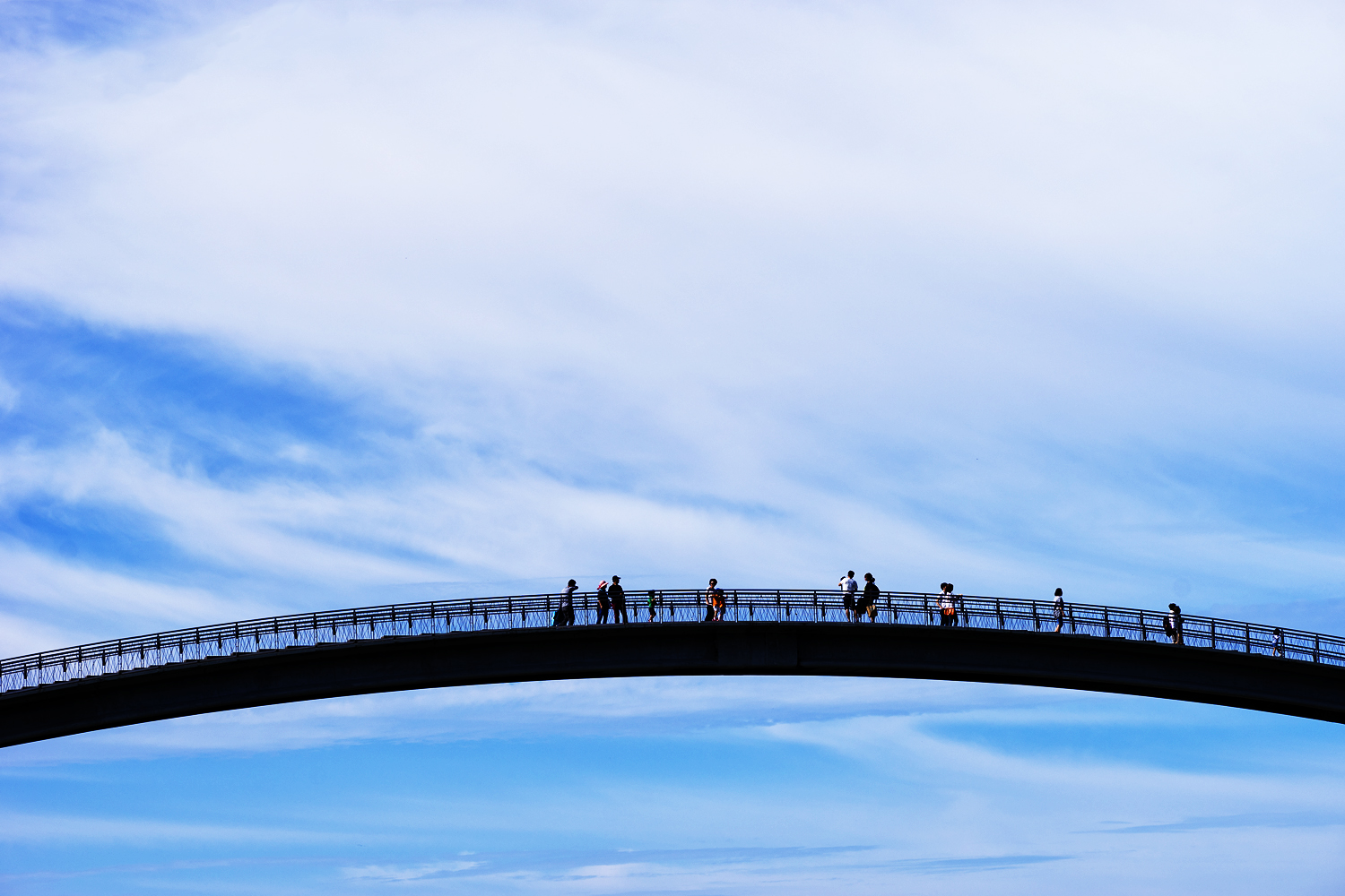 [a7m2] 조나조은 sonnar렌즈 하나 업어왔어요..주말에 써야지.. - 소니 Talk