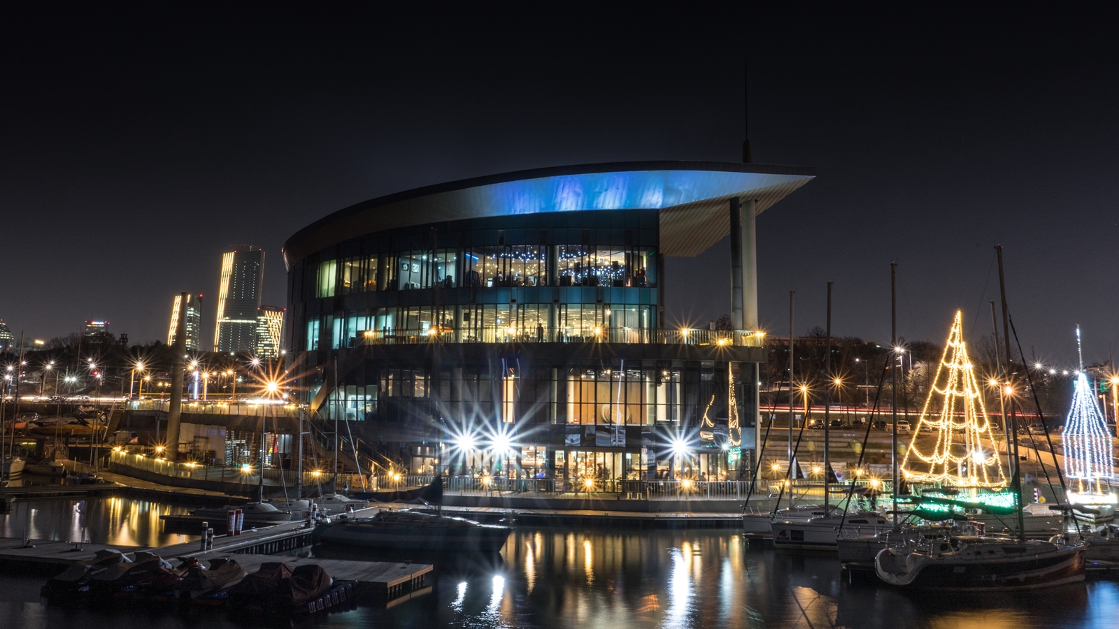 [a7m2 + 24240] 어제자 여의도.. - 소니 Talk