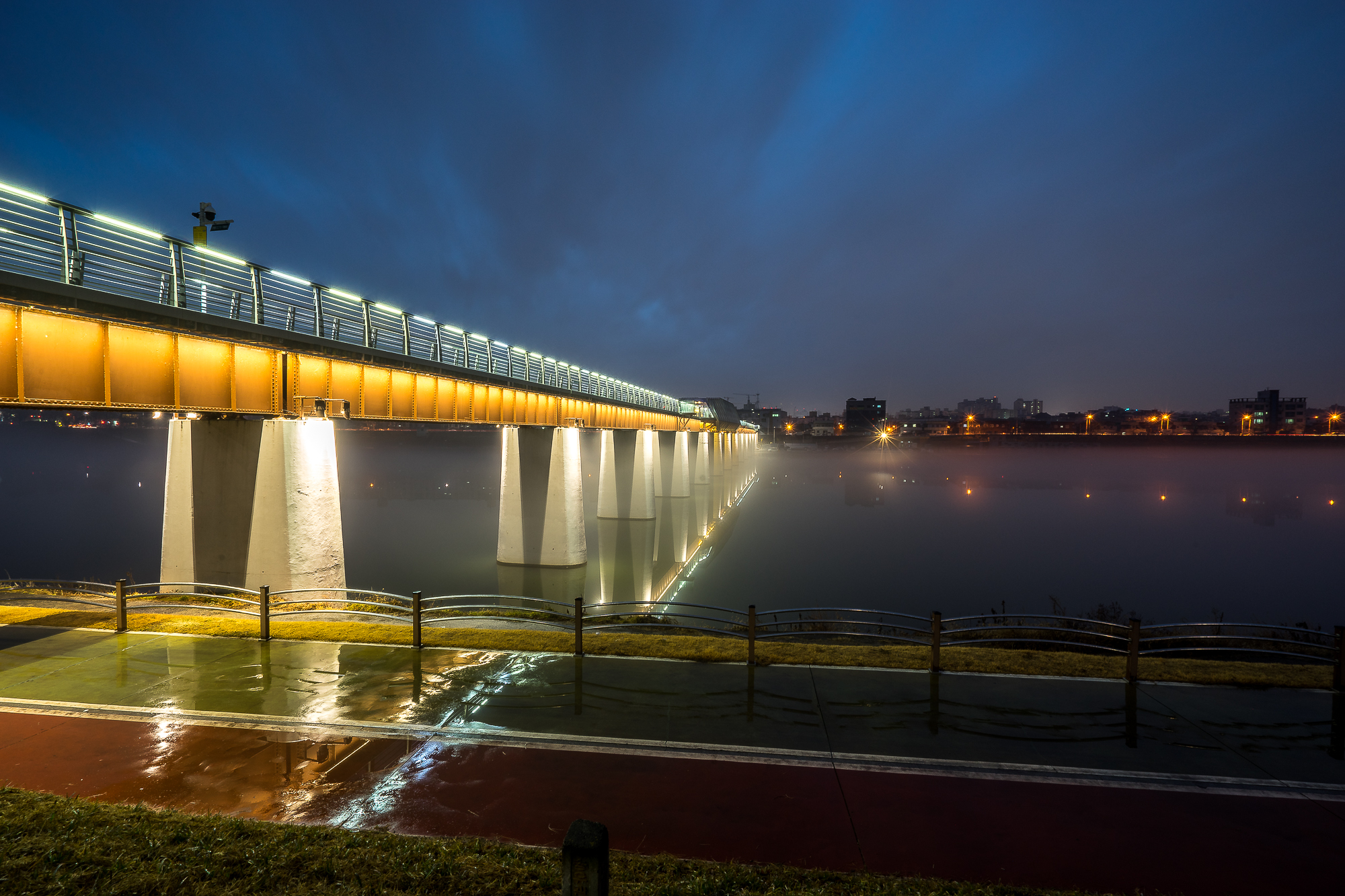 [a7m2+1635z] 대구 아양기찻길 - 소니 Talk