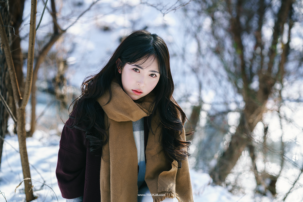 [a7r2 + 85GM] 눈 밭 인물사진 - 소니 Talk