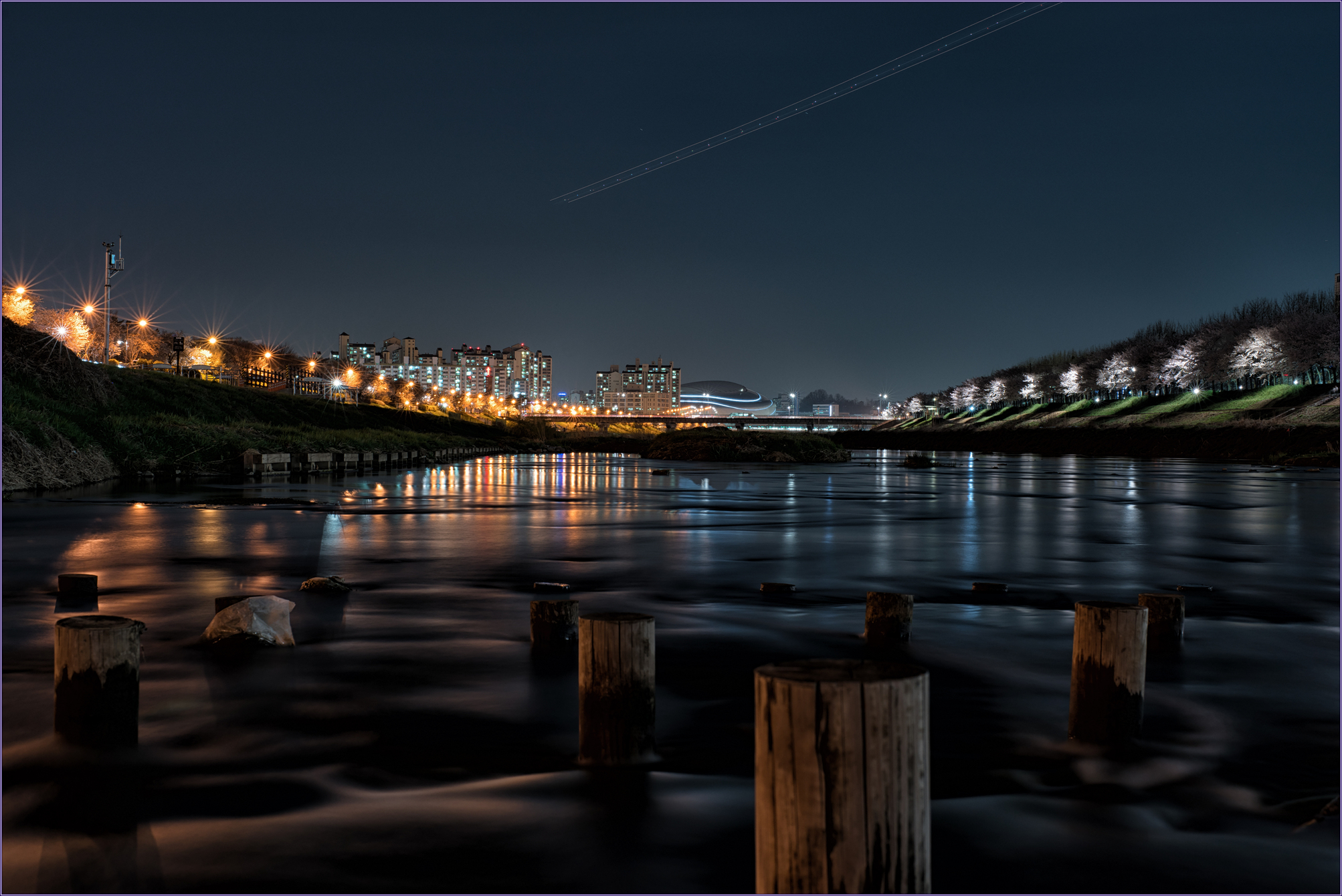 [a7r2] 강물은 흐르고.. 시간도 흐르고.. - 소니 Talk