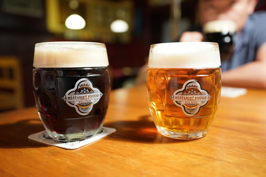 a9/1635GM 프라하에서 늦은밤 죄송샷 - 소니 Talk