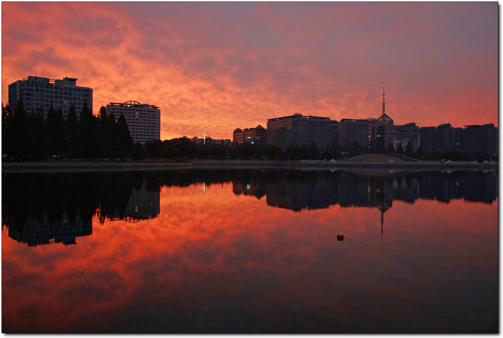 a7r2/ 호수공원 여명.. - 소니 Talk