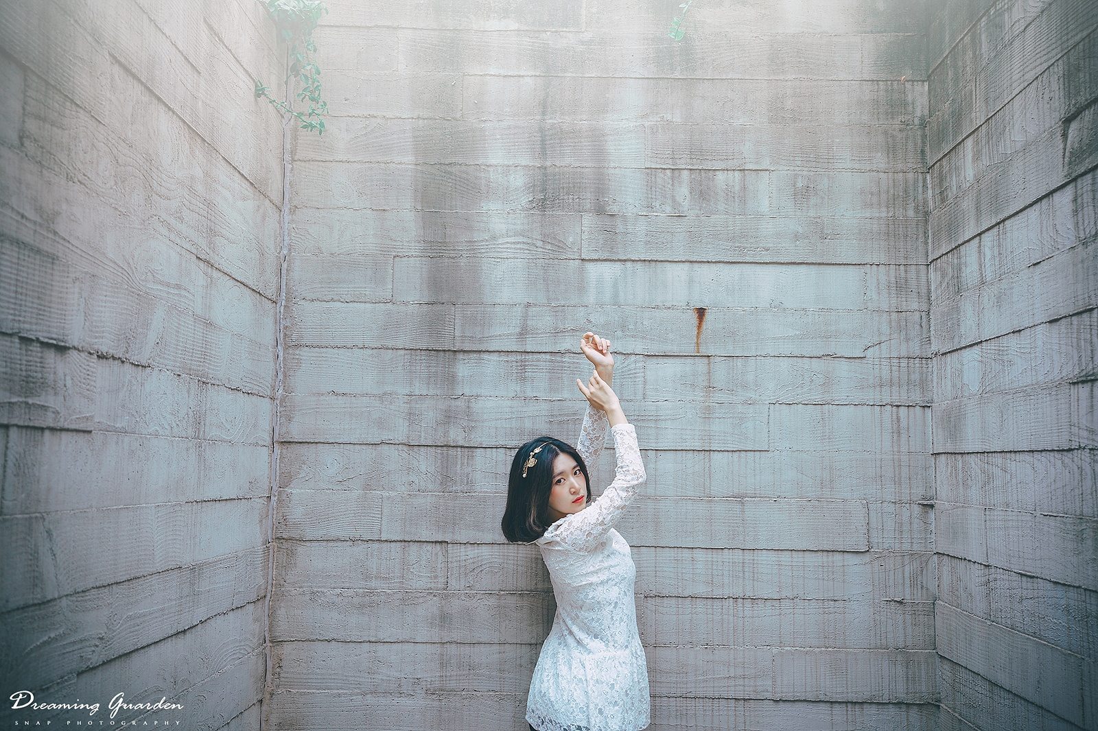 a9 + 1635gm 가두다. - 소니 Talk