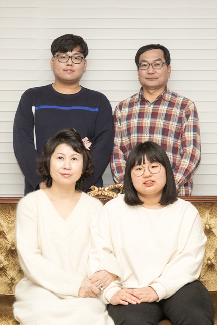 [A7m2+50마] 셀프 가족사진 - 소니 Talk