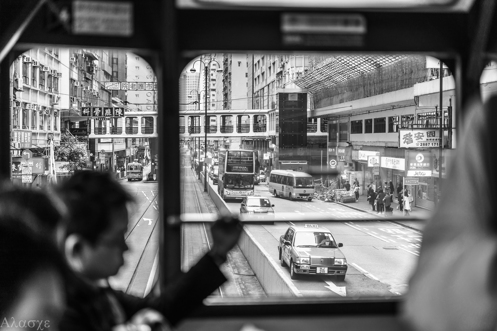 [A7M2 + 55.8] 트램을 타고... - 소니 Talk