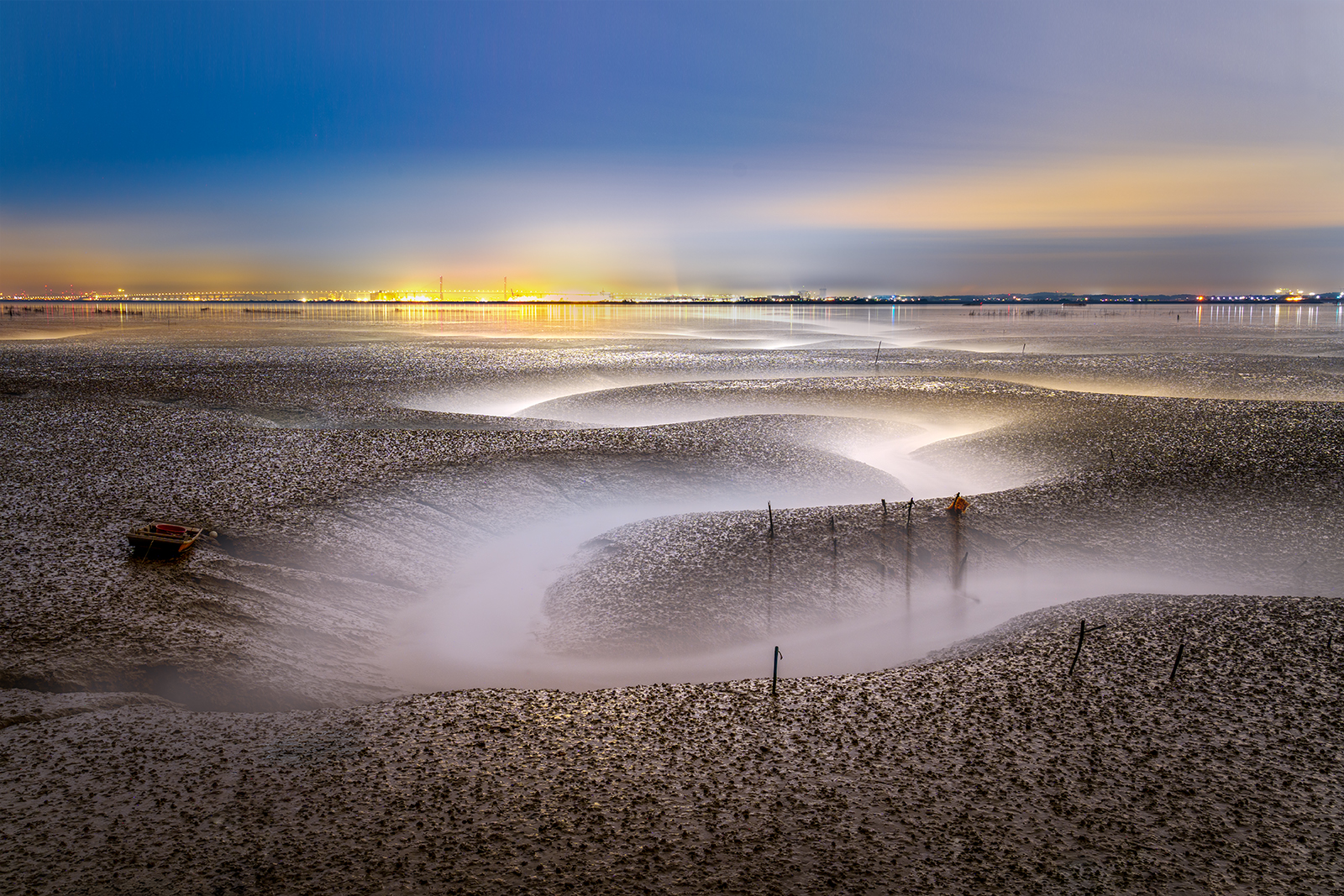 [α7Ⅳ+24105g] 야밤에도 갯골의 물은 빠져나간다 - 소니 Talk