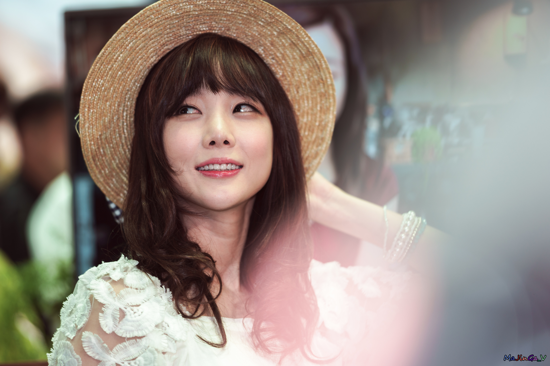 [A7m2 + 135mm] 삼양 135mm 인물 사진입니다. - 삼양 Talk